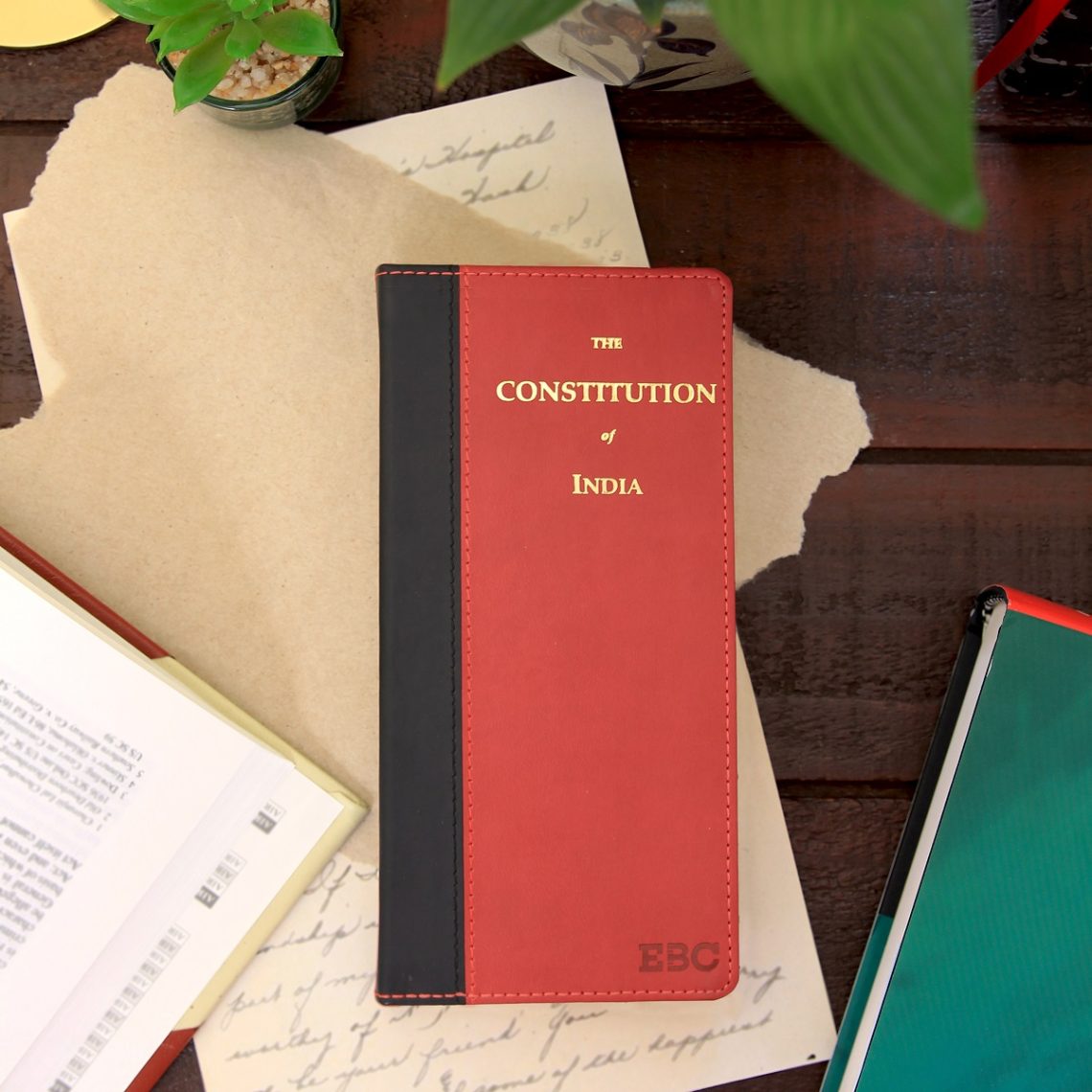 EBC's Constitution of India (Coat Pocket): Essential for Every Citizen ...